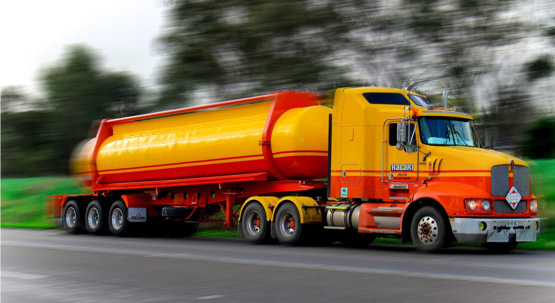 What Is a Chemical Tanker Truck? - CSG Composites